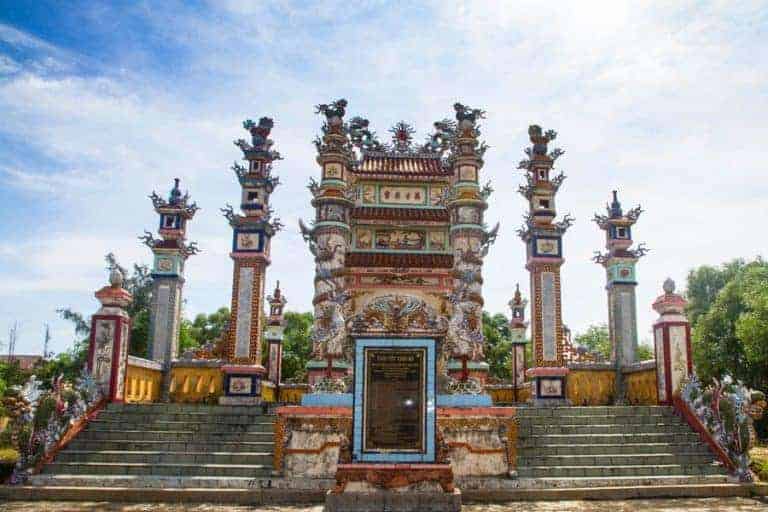 An Bang Cemetery, City of Ghosts: A Glimpse of Vietnam's Rich Afterlife
