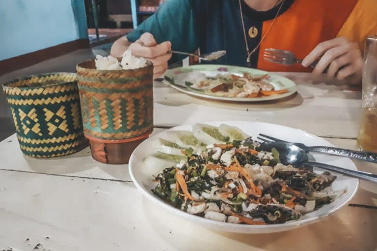 Food in Laos: 10 Must-Try Delicious Dishes!