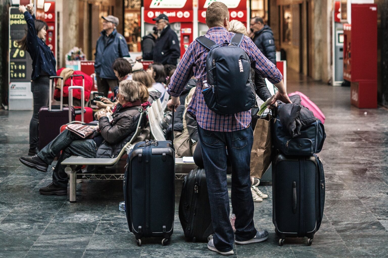 Backpack Vs Suitcase Backpacker Luggage Compared Backpack Vs Suitcase Backpacker Luggage Compared