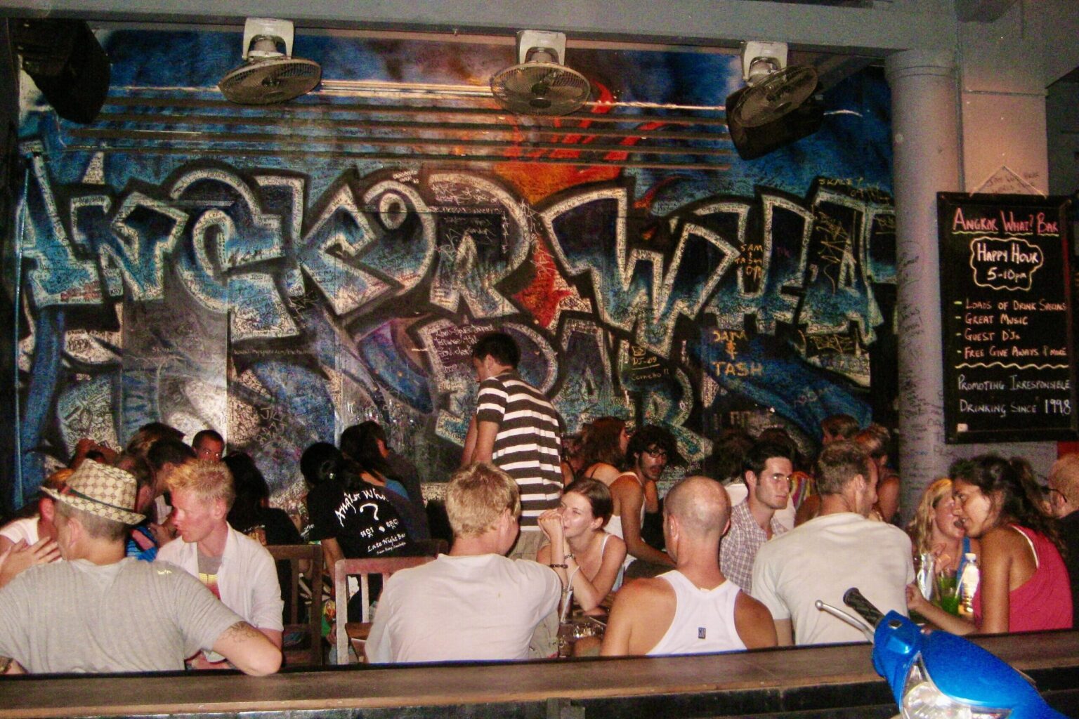 Siem Reap’s Pub Street – Beer, Bars and Backpackers! 🍻