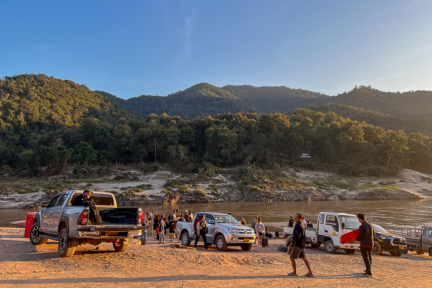Pak Beng Laos, What to Expect and Where to Stay!