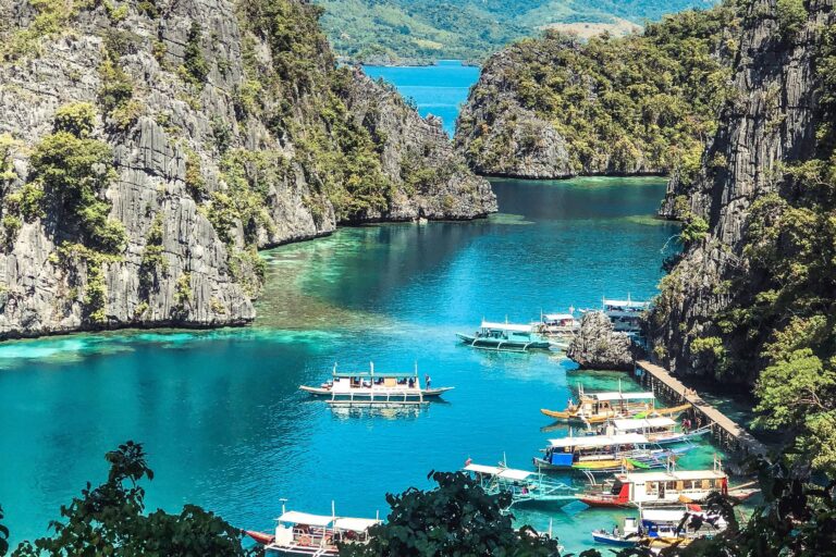 Kayangan Lake, Philippines Travel Guide