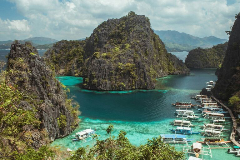 Kayangan Lake, Philippines Travel Guide